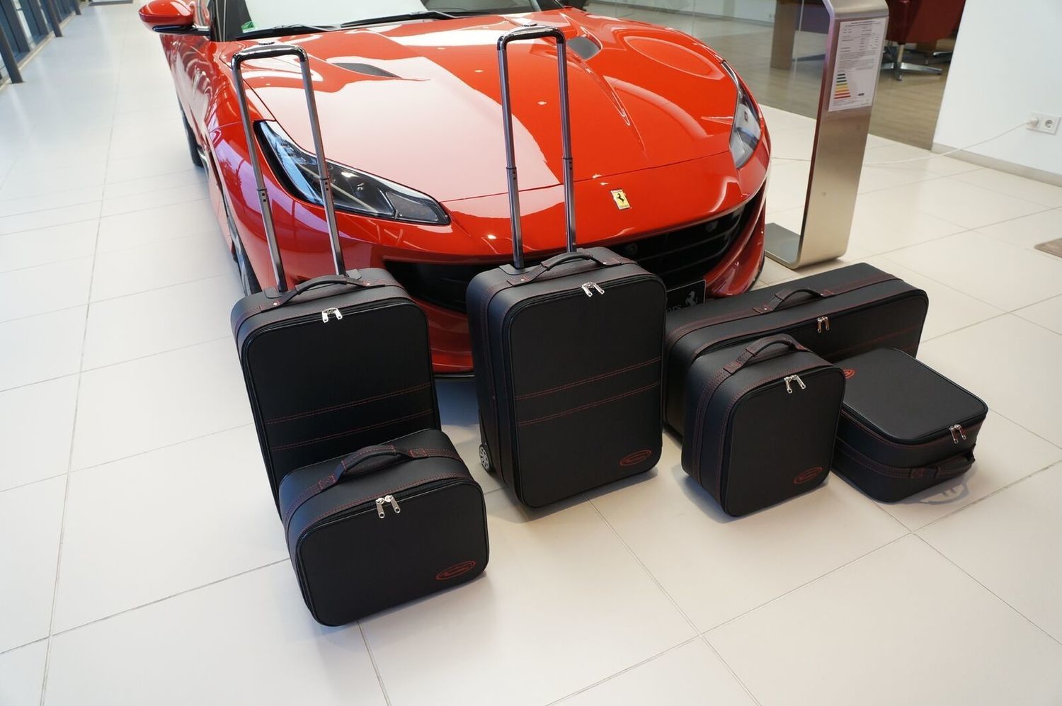 Roadsterbag Ferrari Portofino trunk