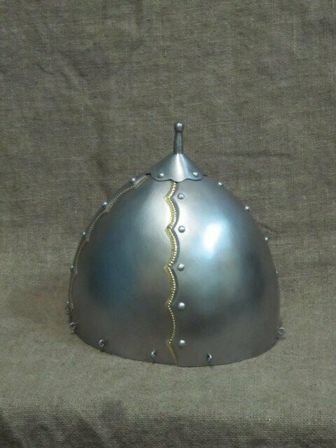 Pecs helmet - 10th century