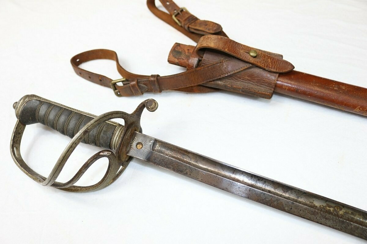 WW1 Era Royal Artillery Officer's Sword For Restoration